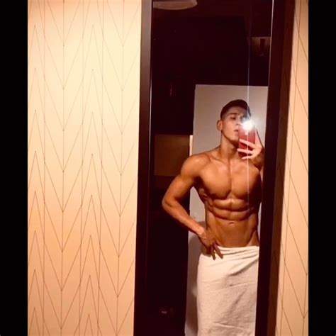 ボバトレ 筋トレで人生を変えろ🔥 筋トレで人生変えたい方🔥 今日もジムで限界突破！ 本気で変わりたいなら、今すぐ行動だ💪 一緒に最高の自分