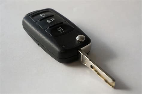 Vauxhall Key Replacement And Programming Vauxhall Spare Keys