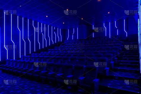 门厅 空的 照明设备 蓝色 室内 座位 水平画幅 纺织品 首次公演 无人