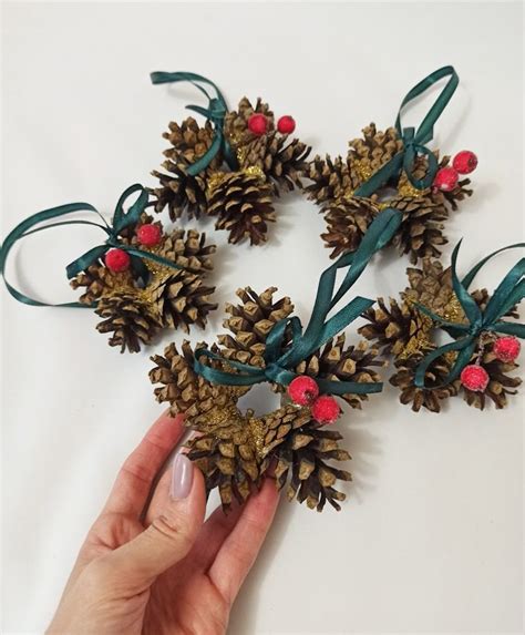 Новогодний декор ёлочные украшения из натуральных шишек продажа цена в Киеве новогодние