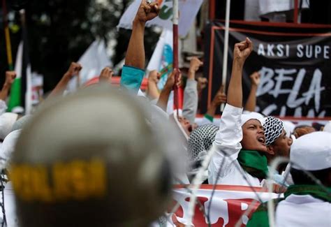 Indonesian President Jokowis ‘democracy Problem Human Rights Watch