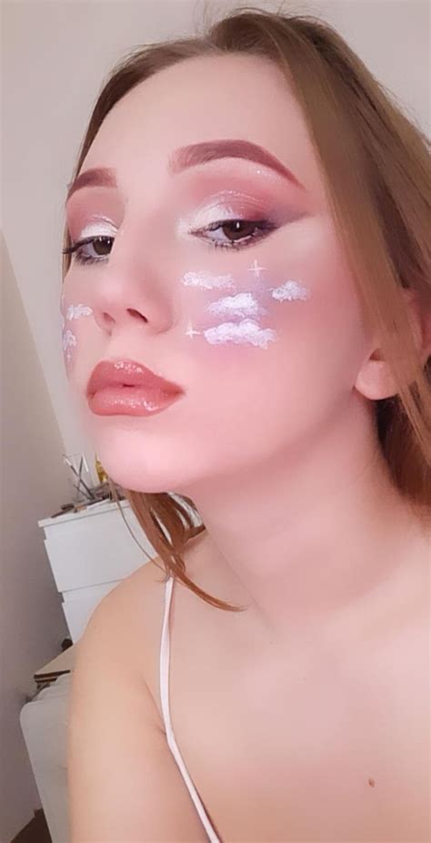 Розовый макияж Nose Ring Lipstick Nose