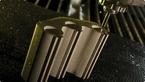 워터젯을 이용한 베벨 절단 Flow 워터젯 Waterjet Cutting Technology