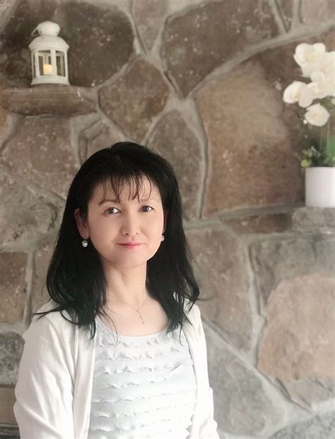 Eiko Buhlmann H2 Om Holistic Living