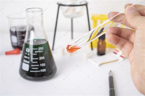 科学研究实验室做试验摄影图高清摄影大图 千库网