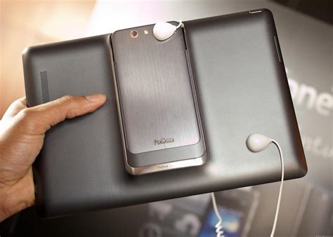 Asus Padfone Infinity Review The Asus Padfone Infinity Delivers On