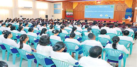 ပြည်သူ့စစ်မှုထမ်းဥပဒေဆိုင်ရာ အသိပညာပေးအခမ်းအနားသို့ ပြည်ထောင်စုဝန်ကြီး ဦးလှမိုး တက်ရောက် ဟောပြော