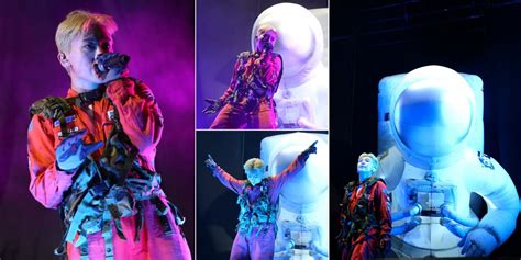 8 Potret Dpr Live Di Konser Dpr The Regime Tour In Jakarta Keren Dengan Kostum Astronot