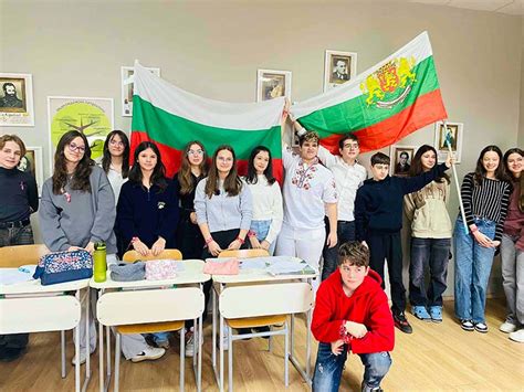 Честит Трети март Eduteh Eu