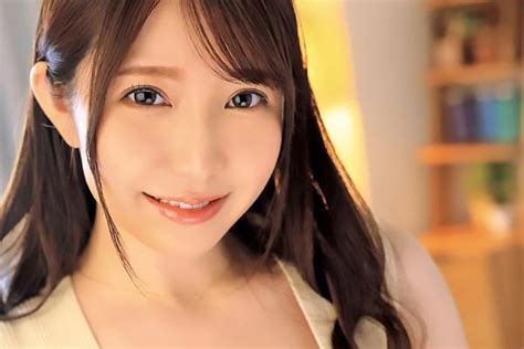 流川莉央 オナ禁中で欲求不満な男性を誘惑する巨乳お姉さん！既婚者チンポ挿入で逆ntrセックス 無料av動画