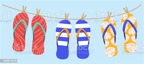 파란색 배경에 고립된 빨랫줄에 매달려 있는 다양한 다채로운 슬리퍼의 이미지 0명에 대한 스톡 벡터 아트 및 기타 이미지 0명 개념 개체 그룹 Istock