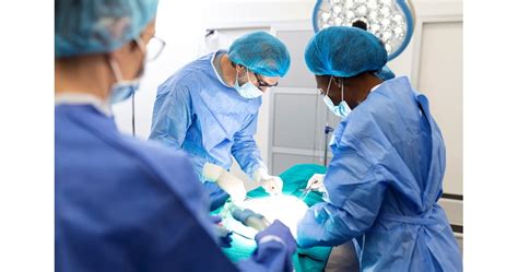 В САЩ ще трансплантират глави на хора първата операция се очаква след 10 години 24 Здраве