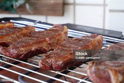 수제 브라질 바베큐 피카냐는 브라질에서 인기있는 쇠고기의 컷입니다 0명에 대한 스톡 사진 및 기타 이미지 0명 건강한 식생활 고기 Istock