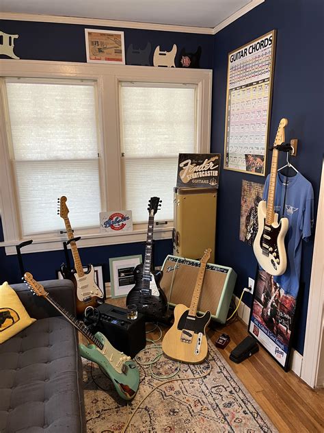 Lazy Sunday R Guitarporn