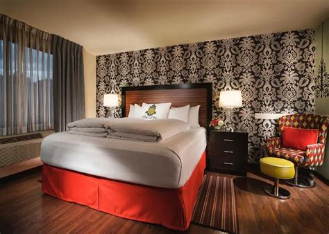 Staypineapple The Maxwell Hotel Seattle Center Seattle