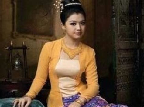 မိန်းမကောင်းအင်္ဂါရပ် ၆၄ ရပ် ဧ ရာ မြေ