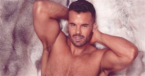 XXX MALE MODELS XXX SIMON DUNN Contains Frontal Nudity