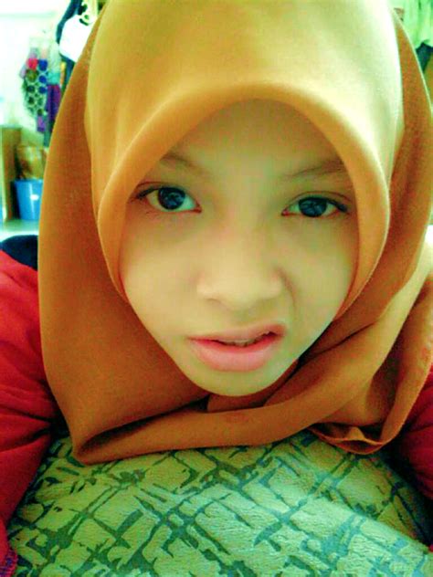 Koleksi Awek Awek Comel