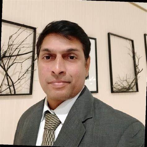 Vivek Kumar Singh Administrative At Iifl India Infoline Group