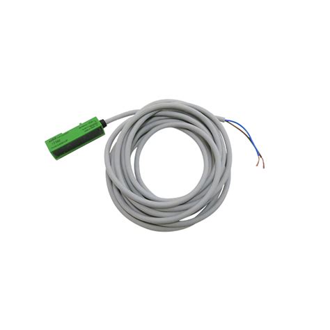 Azbil | FL2S-4J6SD-L3F | Square Proximity Switch