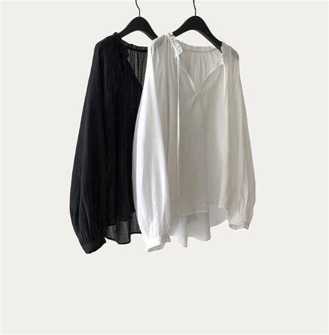 바이안 Ounce 온스 무드 피코 블라우스 브이넥 긴팔 셔링 프릴 Bl 2 Color