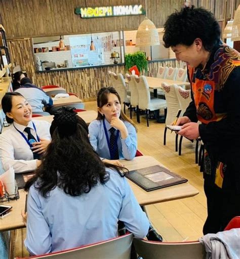 ИНЭЭМСЭГЛЭН МЭНДЧИЛЖ ТАЛАРХАН ҮДЬЕ УРИАТАЙ 3 САРЫН АЯН ЭХЭЛЛЭЭ Nubia Llc