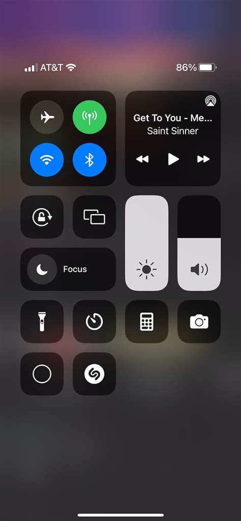 why is scrolling so slow and laggy on my profile screen but smooth and normal on the home screen