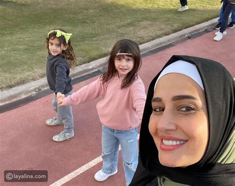 حلا شيحة تظهر بدون حجاب مع بناتها والجمهور يهاجمها
