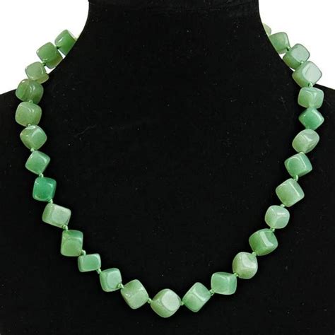 Намисто нефрит — ціна 455 грн у каталозі Кольє і намиста Купити аксесуари за доступною ціною на