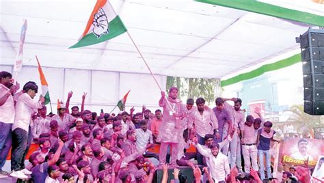 विश्वजित कदमांनी बालेकिल्ला राखला