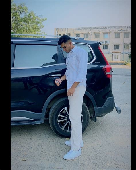 Nikhil Tomar Nikhiltomar8055 • Instagram Photos And Videos