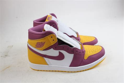 Nike Air Jordan Retro High Og Shoes Property Room