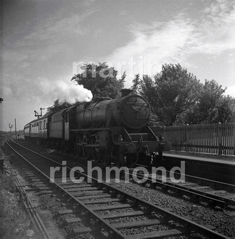 Barrow Train Lms Black 5 5427 1947 Leaving Whelley Line 6 X 6 Cm Negative R433 £4 99 Picclick Uk