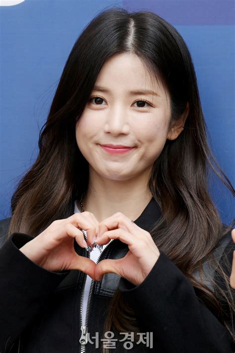 에이핑크 박초롱 똘망 눈빛 롱리다 [se★포토] 서울경제