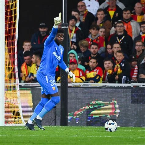 Comment Le Gardien Brice Samba Joue Au Pied Pour Briller Avec Lens