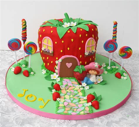 How To Throw A Strawberry Shortcake Party