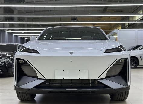 Заказать электромобиль Shenlan Deepal S7 из Китая с доставкой в Беларусь