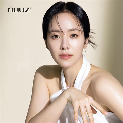 Nuuz 모델 한지민 촬스의 이슈와 유머