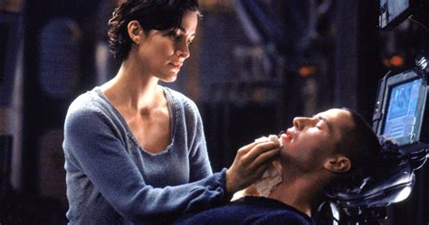 Keanu Reeves Wasn T Aware The Matrix Was A Trans Allegory But He Thinks That S Cool