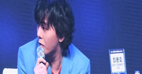 지드래곤 표정만큼 답변도 심쿵 [포토엔hd]