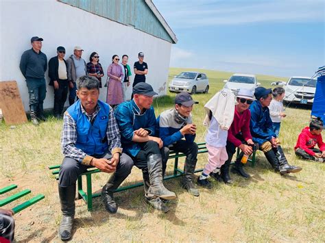 Дорноговь аймгийн Дорноговь аймгийн Иххэт сумын ЗДТГ