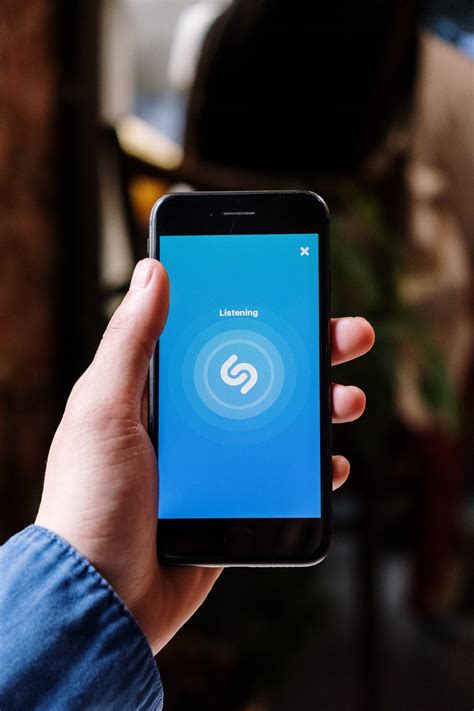 exploring shazamkit with swiftui in ios 15 by rudrank riyam better