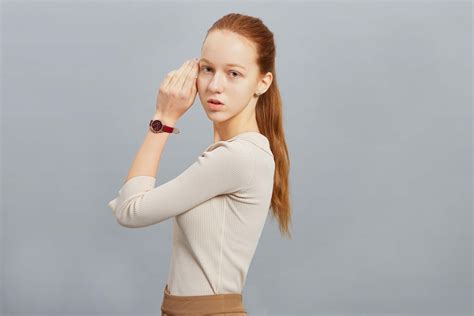 Đồng Hồ Nữ Js 023d Kính Sapphire Julius Star Hàn Quốc Đỏ