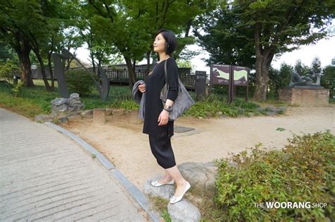 우랭샵 사계절 내내 즐기는 플리츠 치마 올 여름 플리츠코디를 책임질 스커트는 단 하나 😍 Facebook