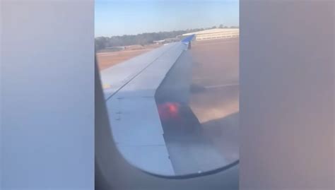 美여객기 이번엔 이륙중 날개 불붙어109명 비상대피 아찔 파이낸셜뉴스