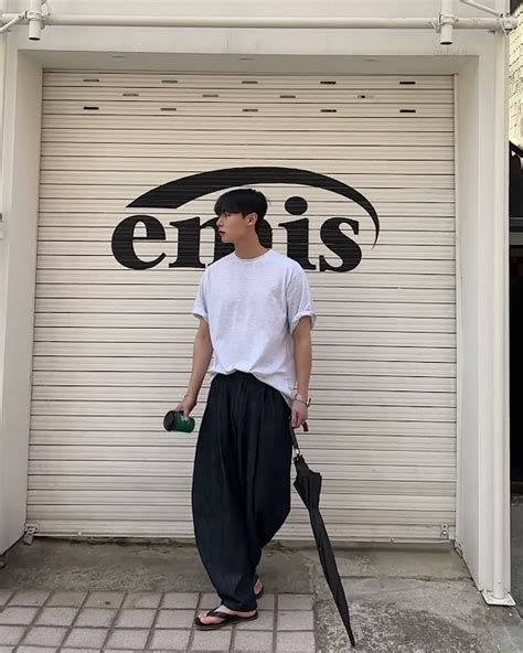 남자 코디 유니크한 디자인 풍성한 벌룬핏 실루엣 핀턱 벌룬 린넨 데님 상드르 자체제작 트렌디한 패션 아이템 남자 쇼핑몰 추천 Youtube