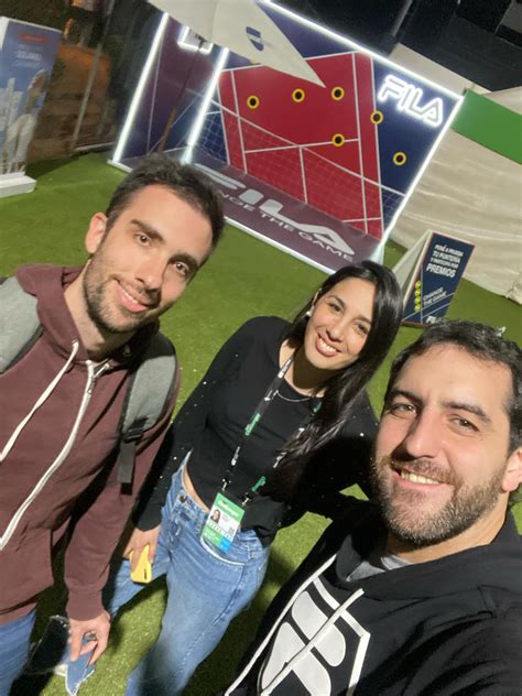 Trabajar Con Amigos Tiene Un Componente Mágico Indescriptible 🎾 💫