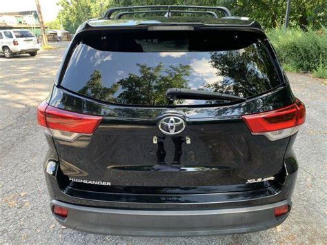 2018 Toyota Highlander Xle Sport Utility 4d Mcnamara Car Center