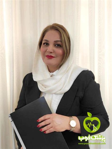 دکتر زهره حاجی زاده مشاور، روانشناس زوج درمانگر سکس تراپیست