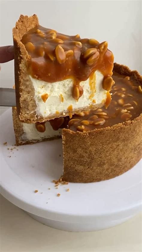 РЕЦЕПТЫ🌿ТОРТЫ🌿КОНДИТЕРЫ Праздник к нам приходит ☃️ Пусть этот сладкий грузовичок подарит